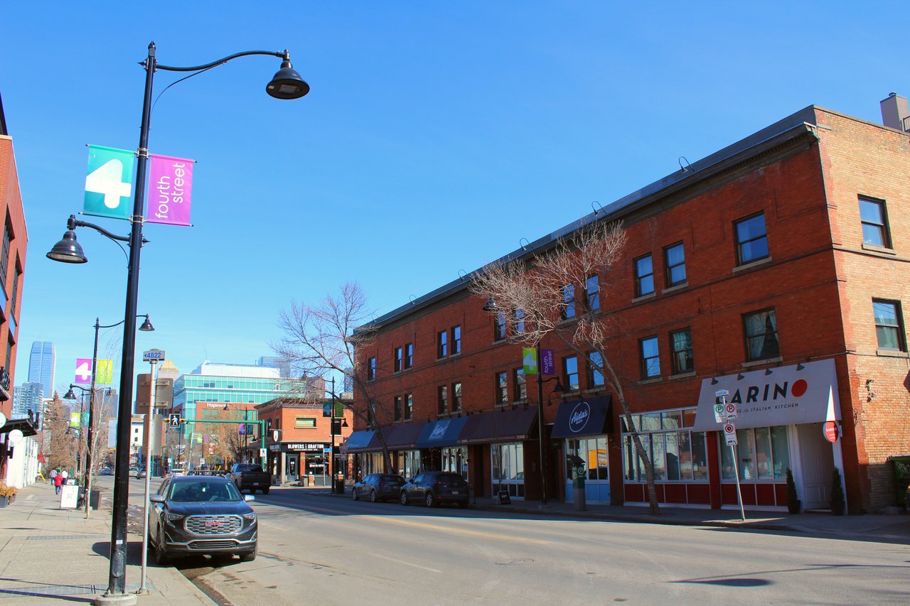 Explore Downtown - 4th Street