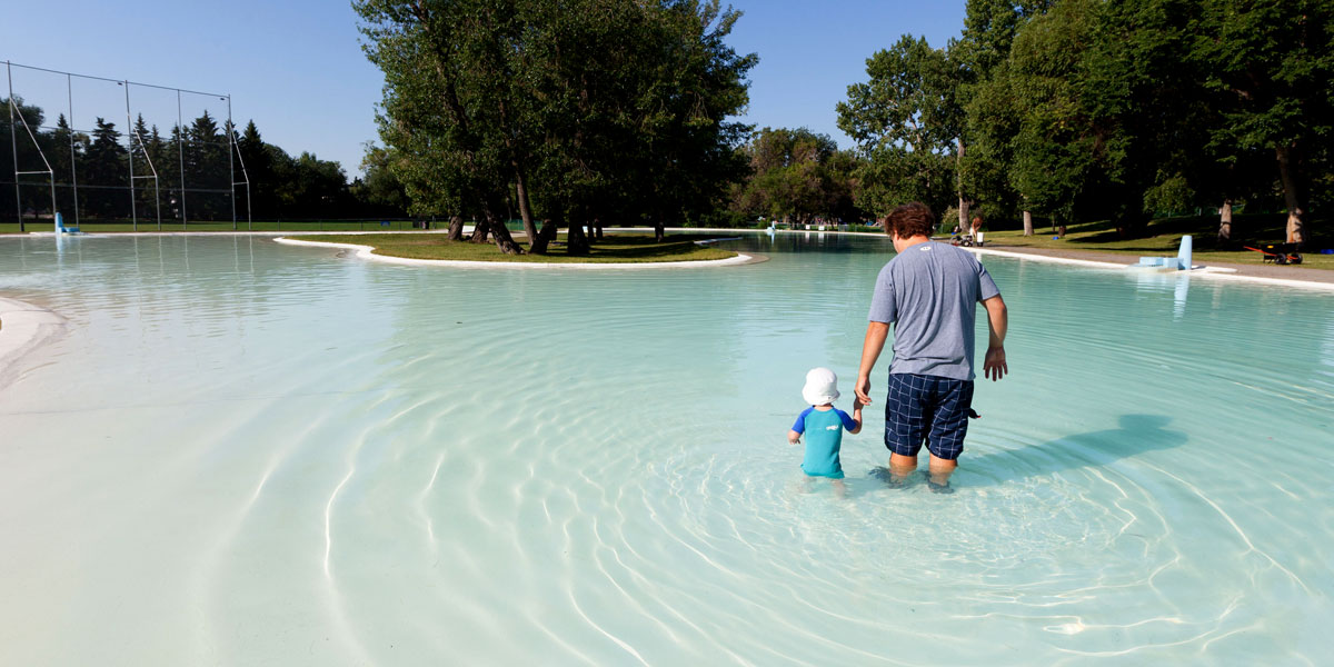 Wading pools, spray parks and outdoor pools