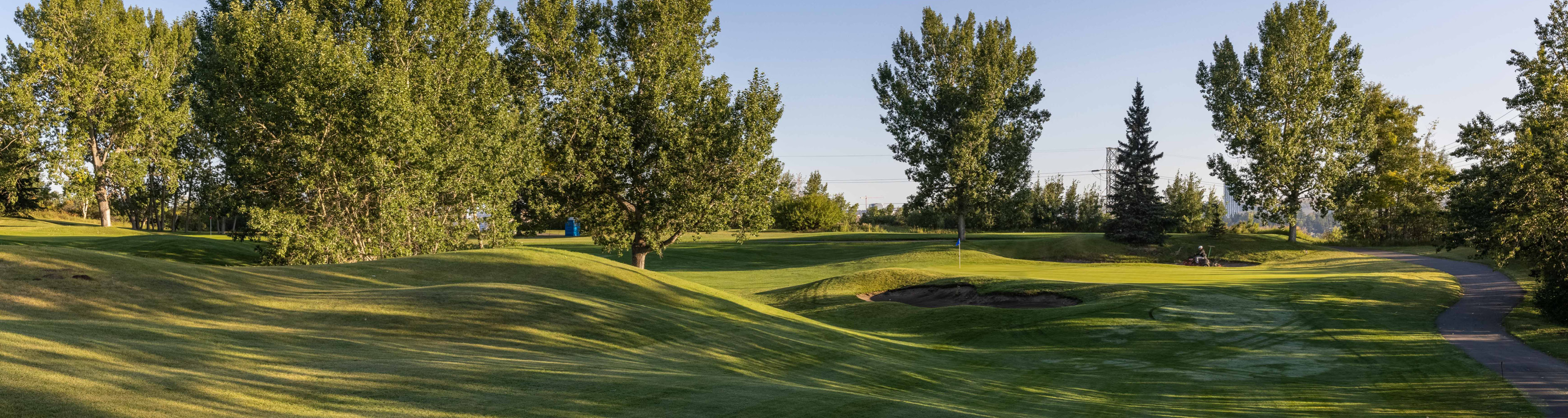 Shaganappi Point - Course information and hours